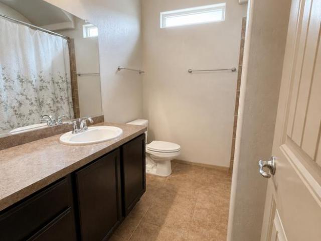 3 Br, 2 bath, Single Family 5856 Organ Peak Drive