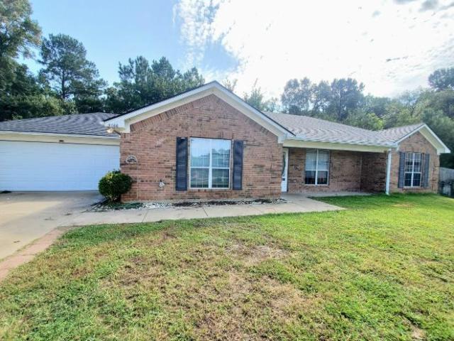 3 Br, 2 bath, Single Family 5866 Palo Pinto Drive