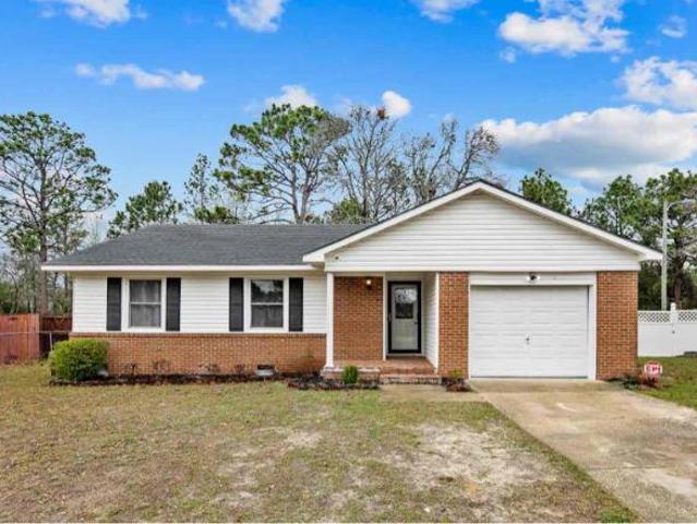 3 Br, 2 bath, Single Family 5882 Hunting Ridge Rd