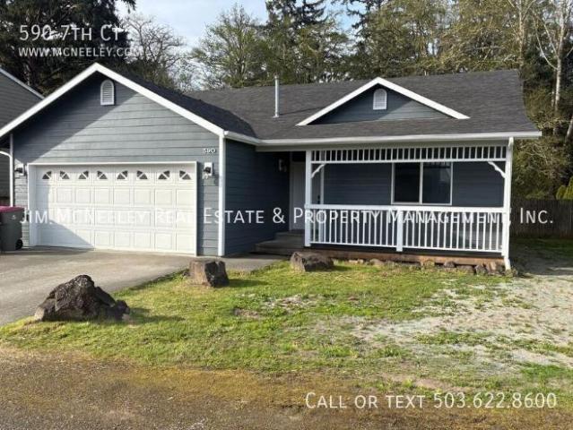3 Br, 2 bath, Single Family 590 7th Ct