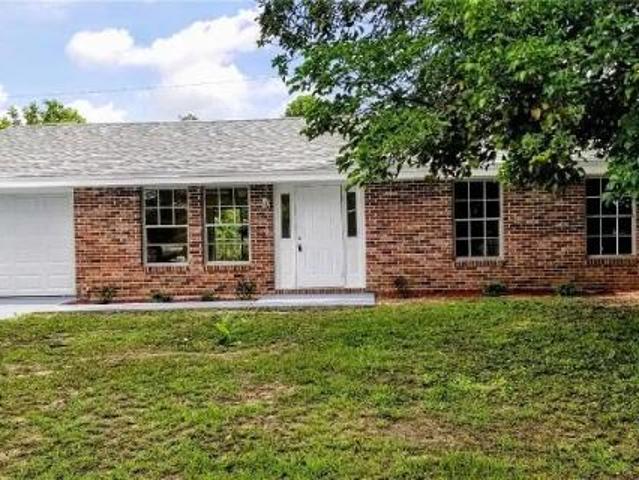 3 Br, 2 bath, Single Family 503 Penn Rd W