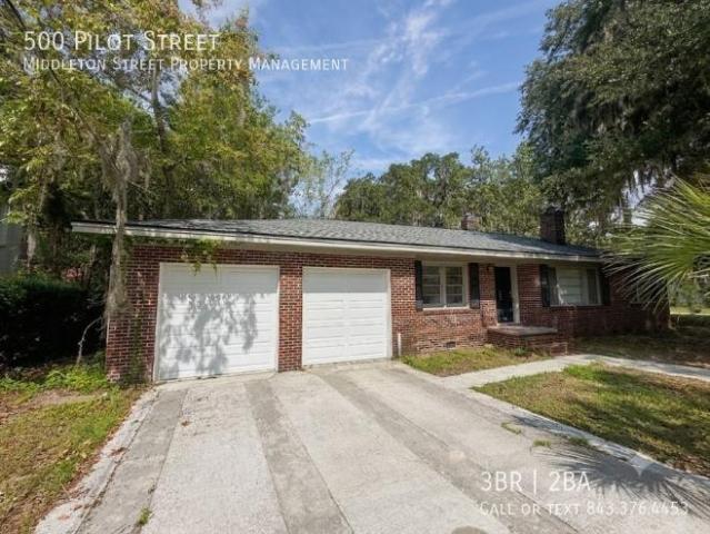 3 Br, 2 bath, Single Family 500 Pilot St