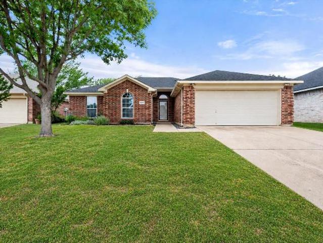 3 Br, 2 bath, Single Family 5021 Bayberry Dr