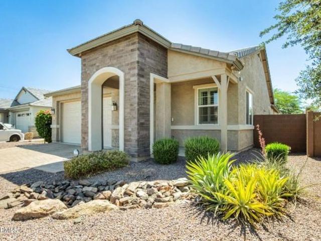 3 Br, 2 bath, Single Family 5024 N 84th Dr