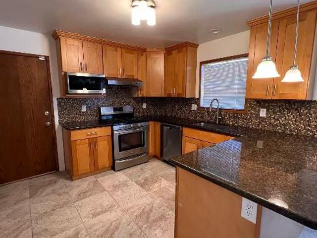 3 Br, 2 bath, Single Family 5033 Conde Ct