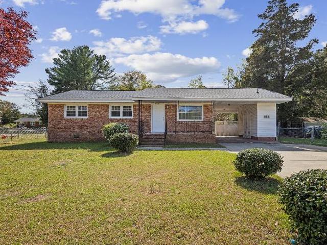 3 Br, 2 bath, Single Family 5039 Onslow St