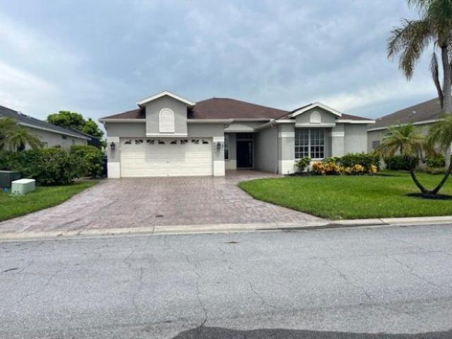 3 Br, 2 bath, Single Family 5041 47th St W