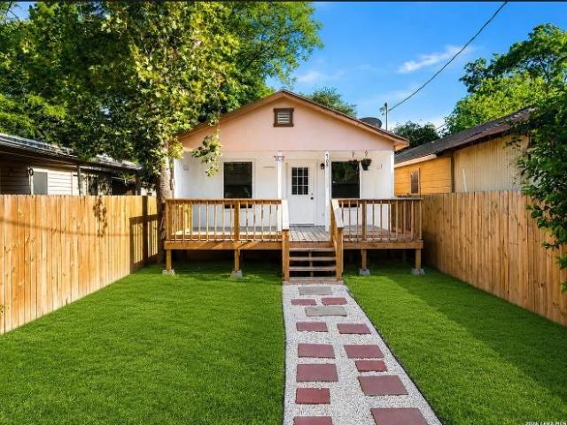 3 Br, 2 bath, Single Family 508 Randall Ave