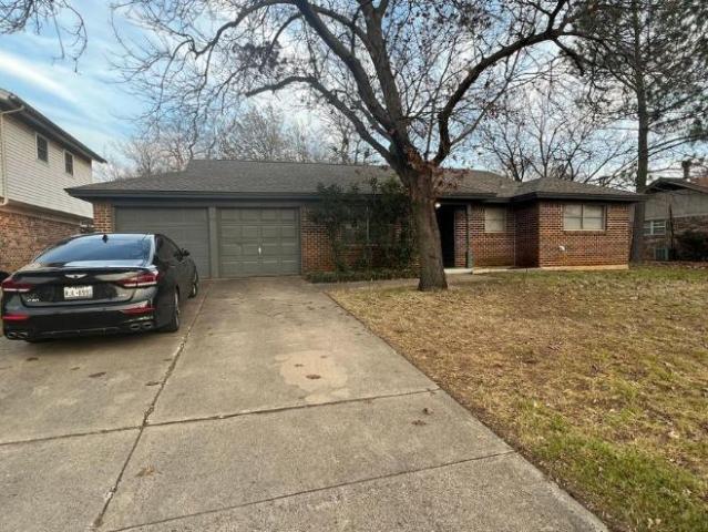 3 Br, 2 bath, Single Family 513 Simmons Drive