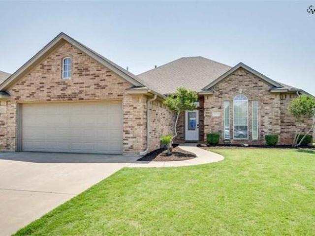 3 Br, 2 bath, Single Family 5113 Tillie Dr