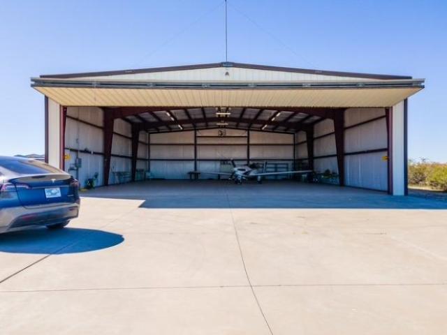 3 Br, 2 bath, Single Family 51207 W Iver Road