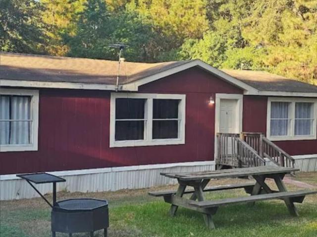 3 Br, 2 bath, Single Family 5167 Hickory Hill Rd