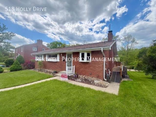 3 Br, 2 bath, Single Family 518 Holly Drive