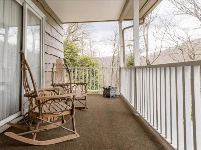 3 Br, 2 bath, Single Family 5190 Us Hwy