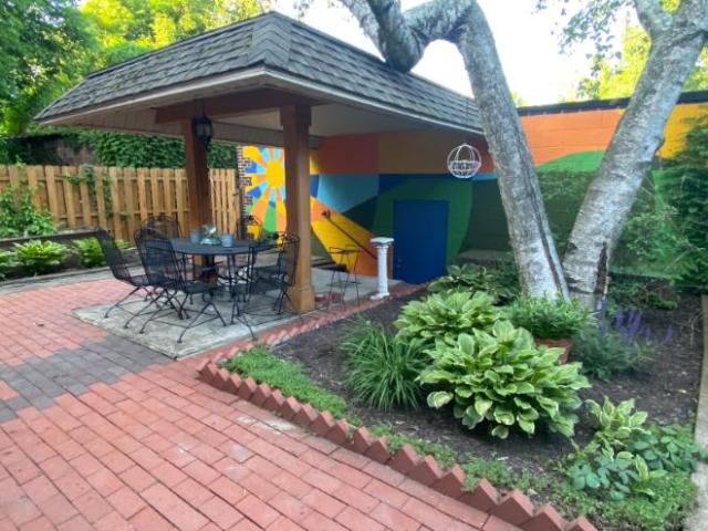 3 Br, 2 bath, Single Family 519 S Trenton