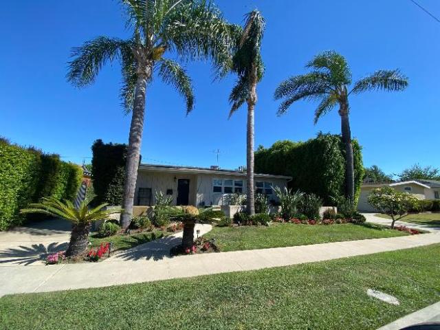 3 Br, 2 bath, Single Family 5200 E Burnett St