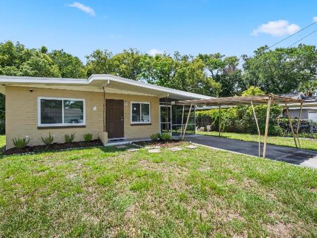 3 Br, 2 bath, Single Family 5212 N Indiana Ave