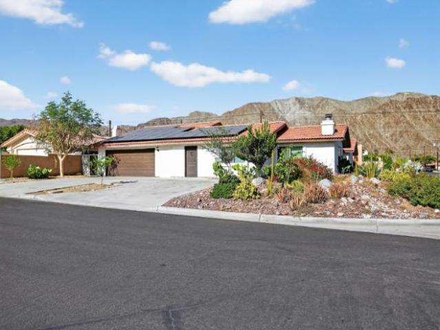 3 Br, 2 bath, Single Family 52275 Avenida Vallejo