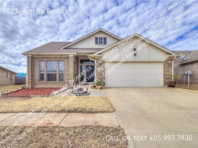 3 Br, 2 bath, Single Family 527 Hutton Road