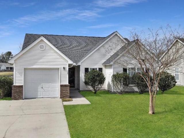 3 Br, 2 bath, Single Family 5281 Copley Cir