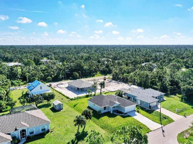 3 Br, 2 bath, Single Family 5298 Lawton Avenue