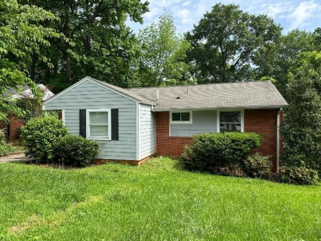 3 Br, 2 bath, Single Family 533 Inwood Dr