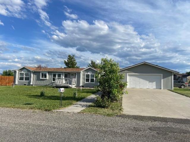 3 Br, 2 bath, Single Family 5305 Brooklyn Ct