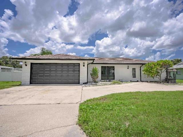 3 Br, 2 bath, Single Family 5307 17th Ave W