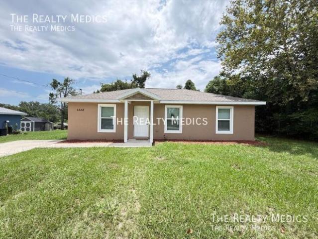 3 Br, 2 bath, Single Family 5328 Nw 2nd Pl