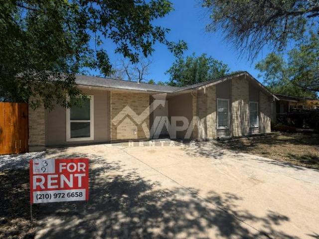 3 Br, 2 bath, Single Family 5331 Beryl Cv
