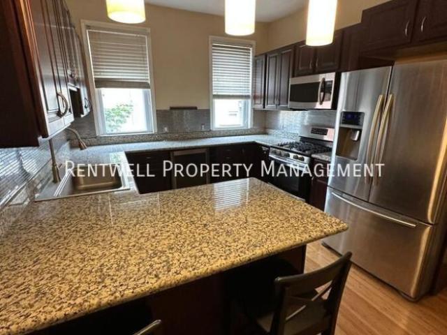 3 Br, 2 bath, Single Family 5333 Carnegie St