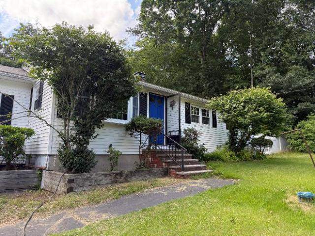3 Br, 2 bath, Single Family 5 Appaloosa Ave