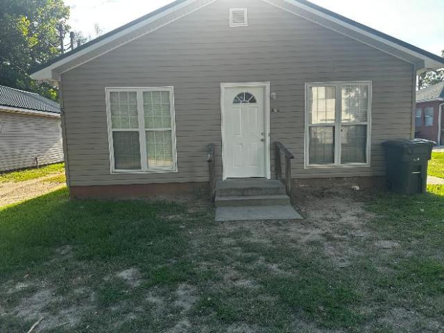 3 Br, 2 bath, Single Family 5 Bobby Donaldson Ave