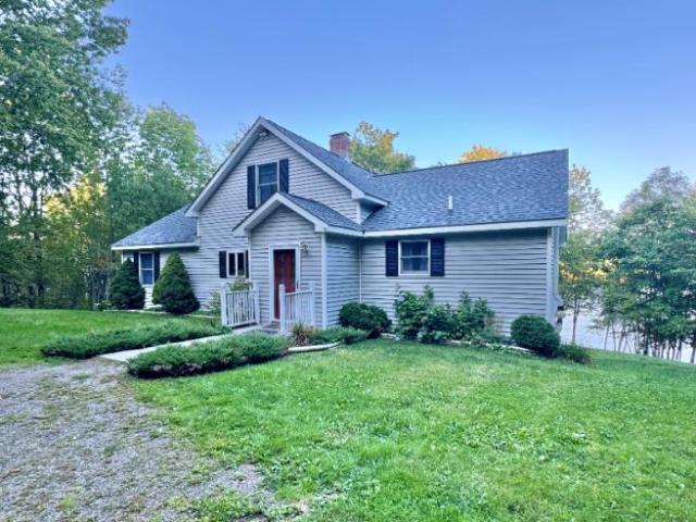 3 Br, 2 bath, Single Family 5 Bracken Lane