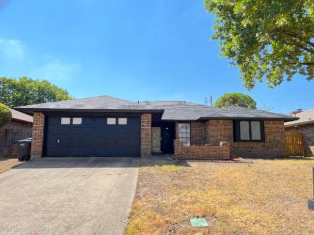 3 Br, 2 bath, Single Family 6417 Canyon Cir