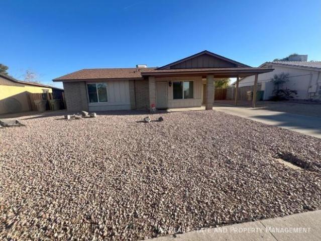 3 Br, 2 bath, Single Family 6421 W Carol Avenue
