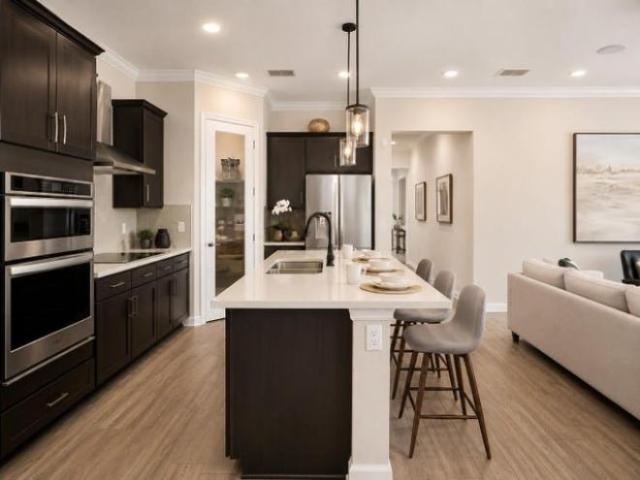 3 Br, 2 bath, Single Family 6439 Trails Of Foxford Court