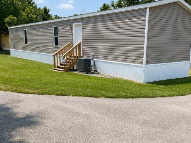 3 Br, 2 bath, Single Family 64618 East 254 Loop