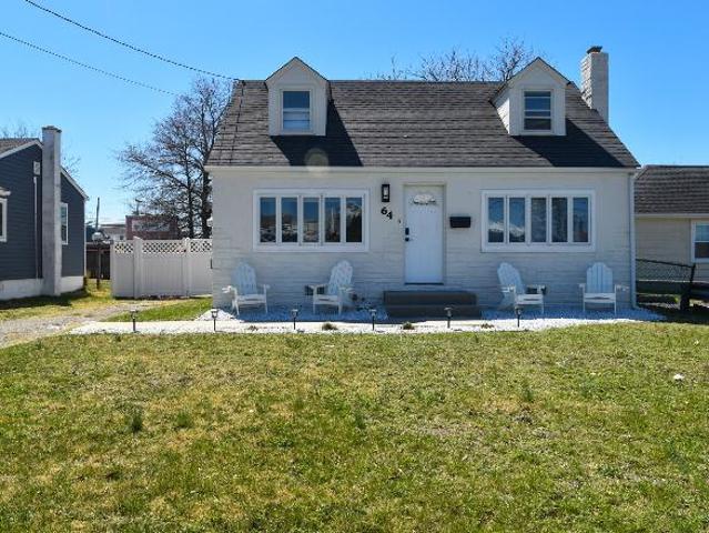 3 Br, 2 bath, Single Family 64 Channel Drive