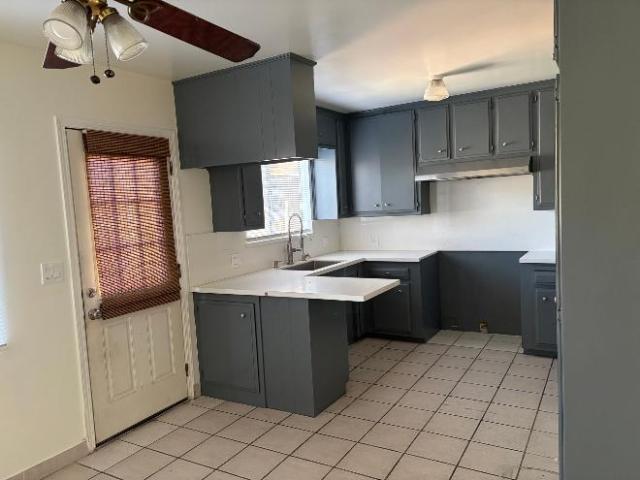 3 Br, 2 bath, Single Family 6501 Stafford Ave