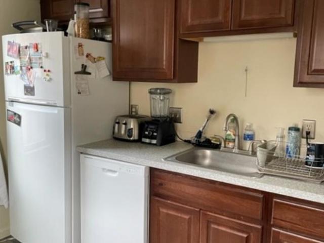 3 Br, 2 bath, Single Family 6517 Northumberland