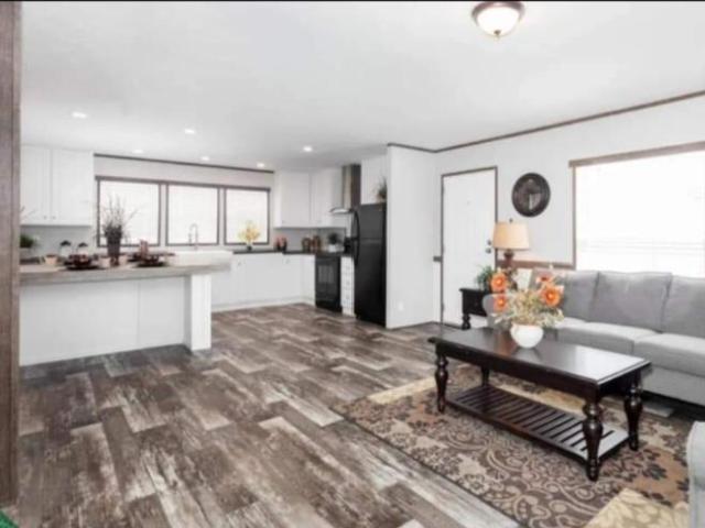 3 Br, 2 bath, Single Family 6602 Holder Inman