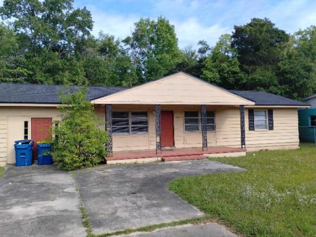 3 Br, 2 bath, Single Family 6607 Rhone Drive