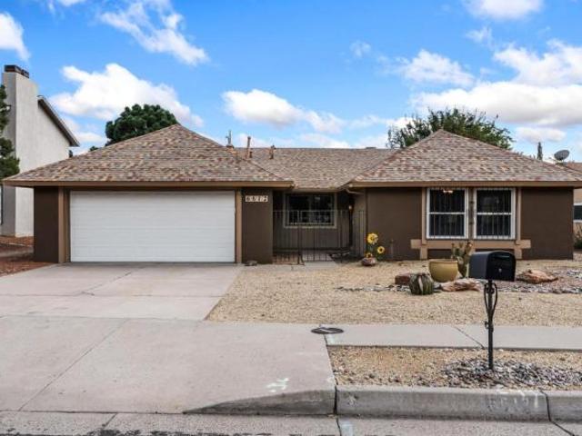 3 Br, 2 bath, Single Family 6612 Christy Ave Ne