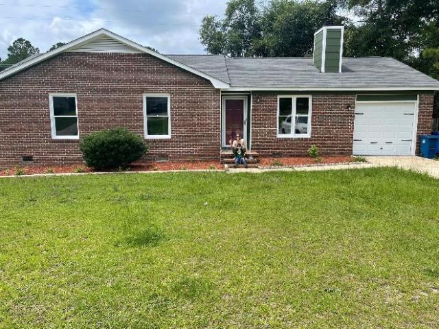 3 Br, 2 bath, Single Family 6720 Vaughn Rd