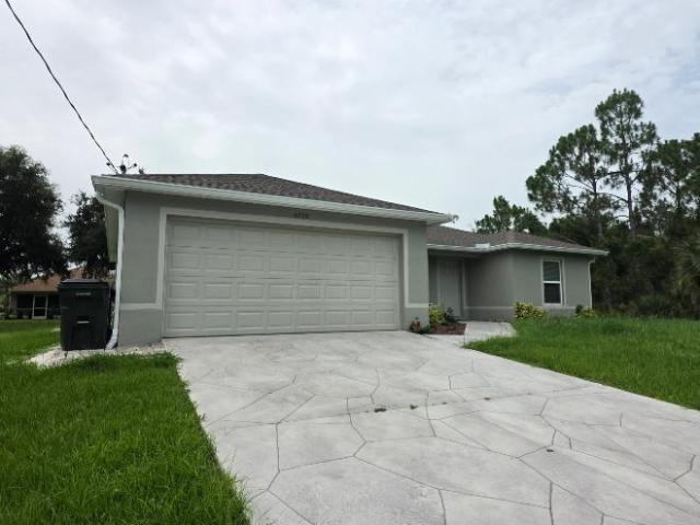 3 Br, 2 bath, Single Family 6779 Abelson Ave