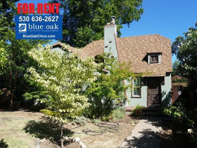 3 Br, 2 bath, Single Family 687 E 8th St
