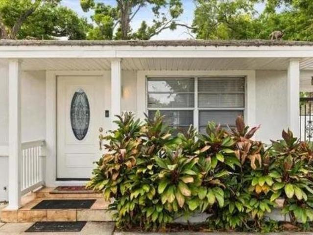 3 Br, 2 bath, Single Family 6908 N Oregon Ave