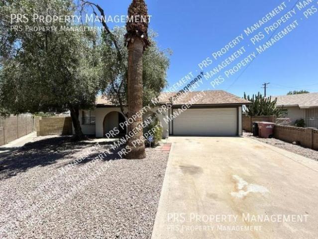 3 Br, 2 bath, Single Family 6926 E Windsor Ave