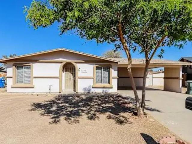 3 Br, 2 bath, Single Family 6937 W Haven Ave